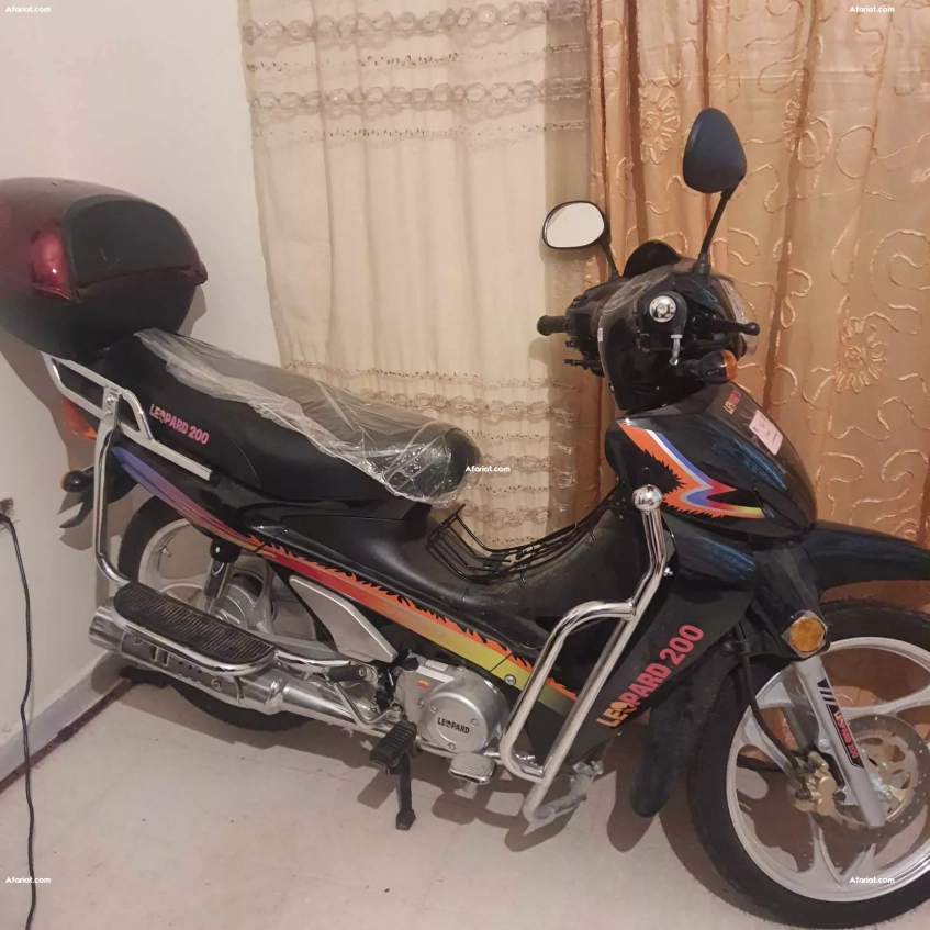 Motocycle viper leopard 200 noir | afariat.com